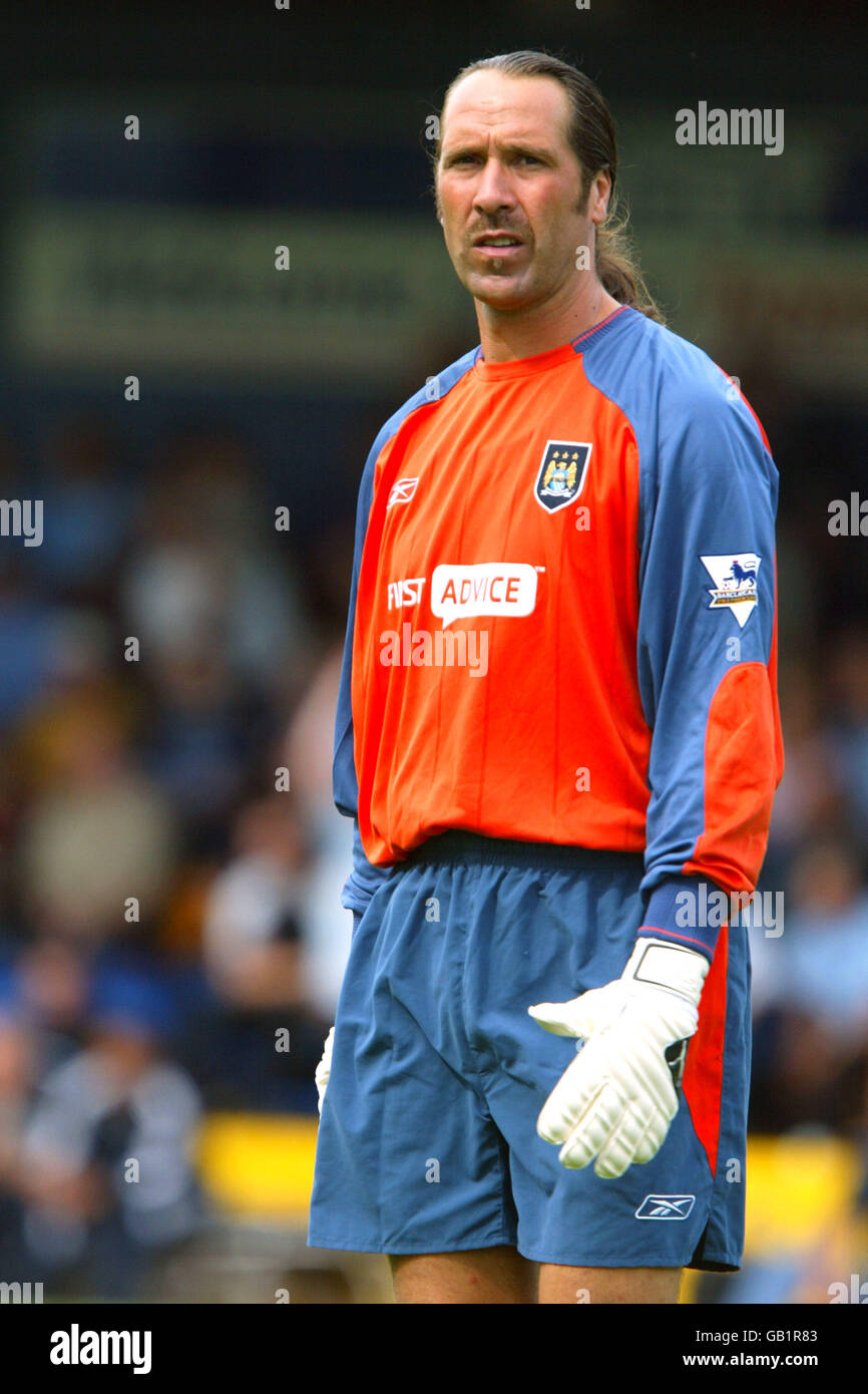 Soccer - Friendly - Mansfield Town v Manchester City Stock Photo - Alamy