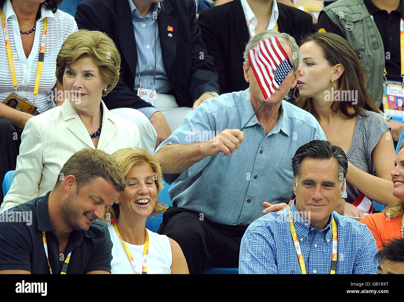 USA's President George W Bush (r) and his wife and First Lady Laura ...