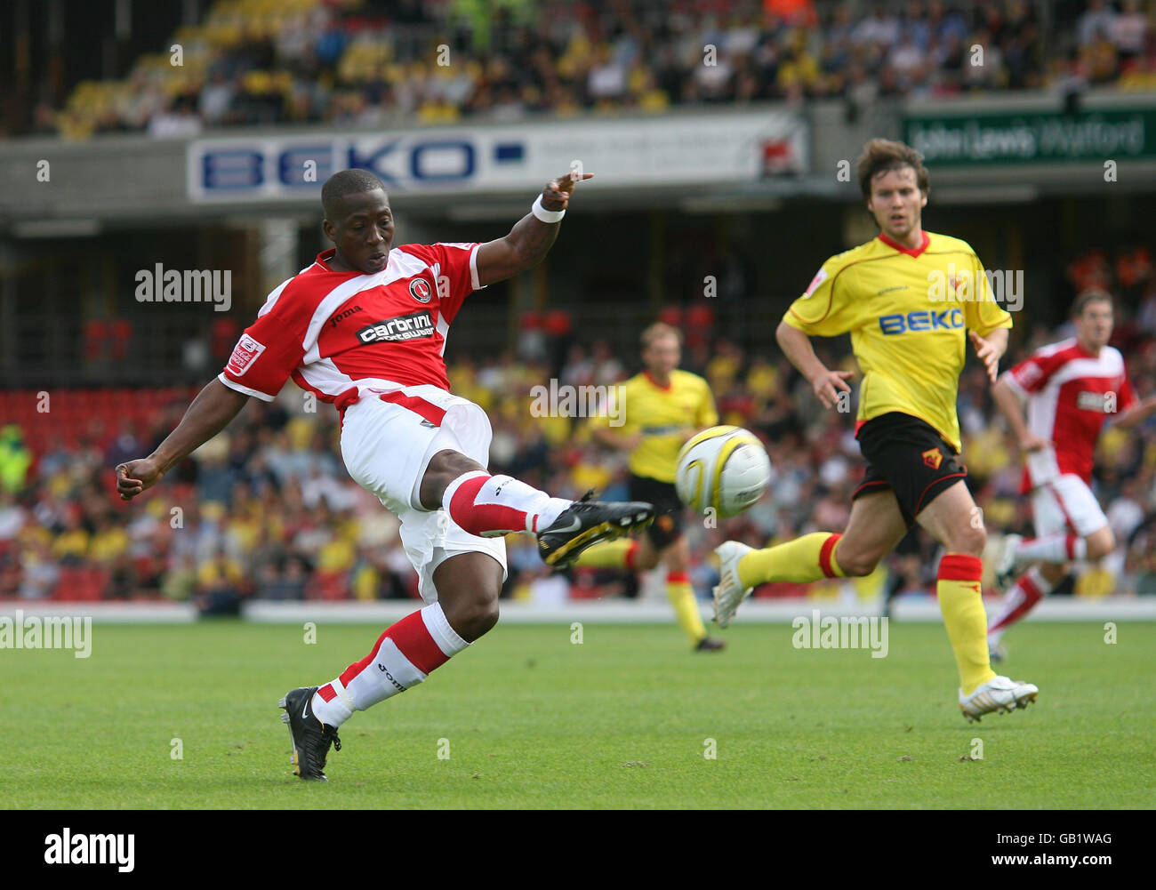 Charlton Athletic's Chris Dickson shoots during the Coca-Cola Football ...