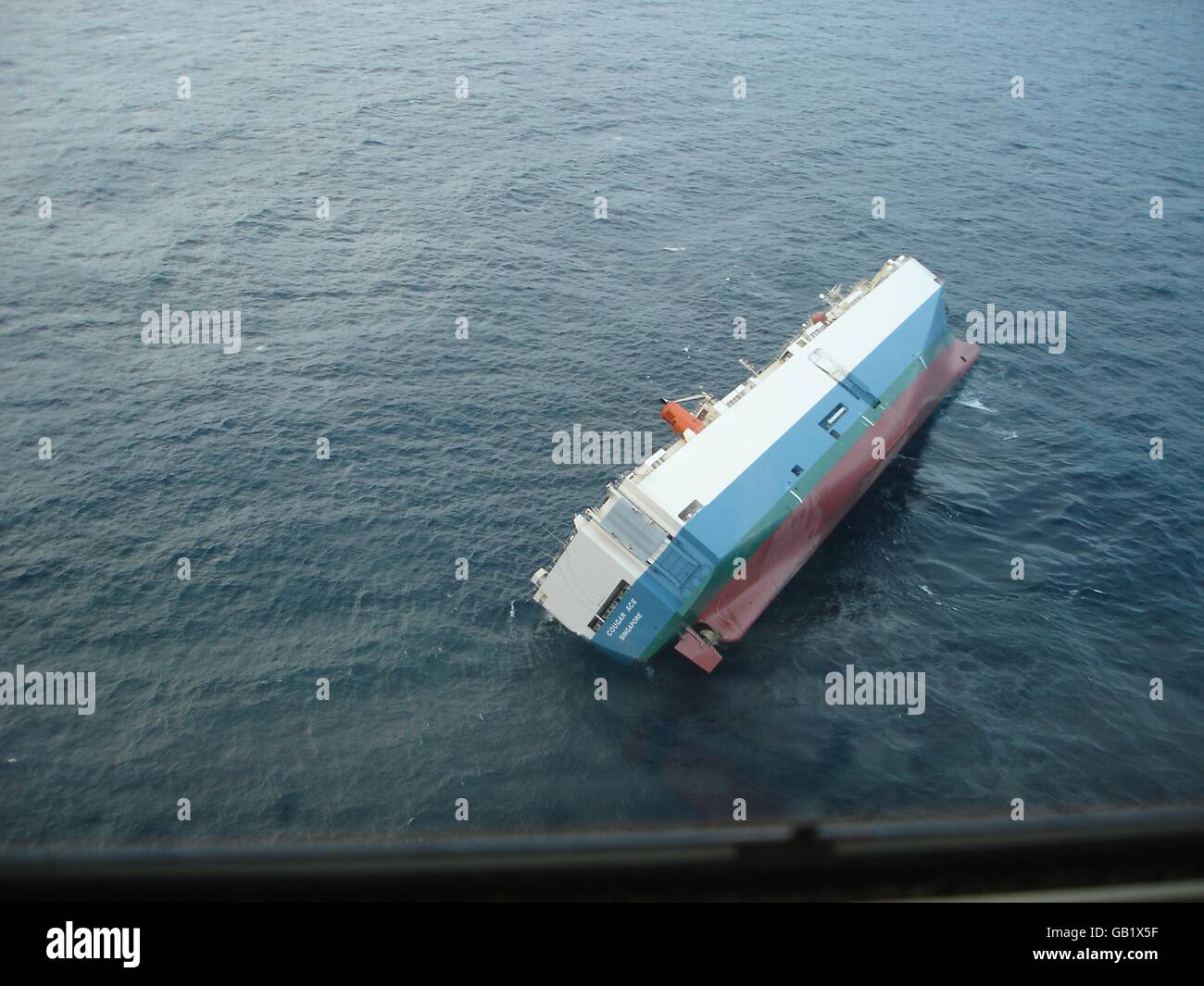 Sinking Cargo Ship High Resolution Stock Photography and Images - Alamy