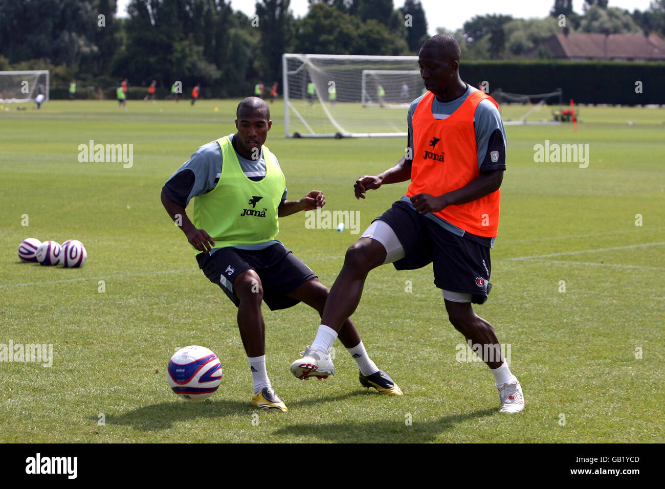 Charlton athletics yassin moutaouakil left and chris dickson hi-res ...