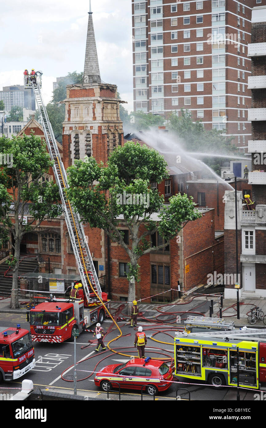 London fire brigade fire engine hi-res stock photography and images - Alamy