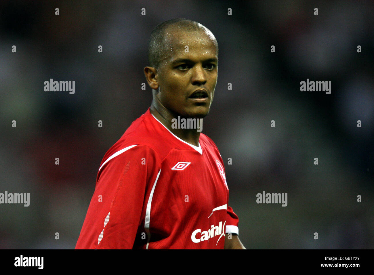 Robert earnshaw nottingham forest hi-res stock photography and images ...