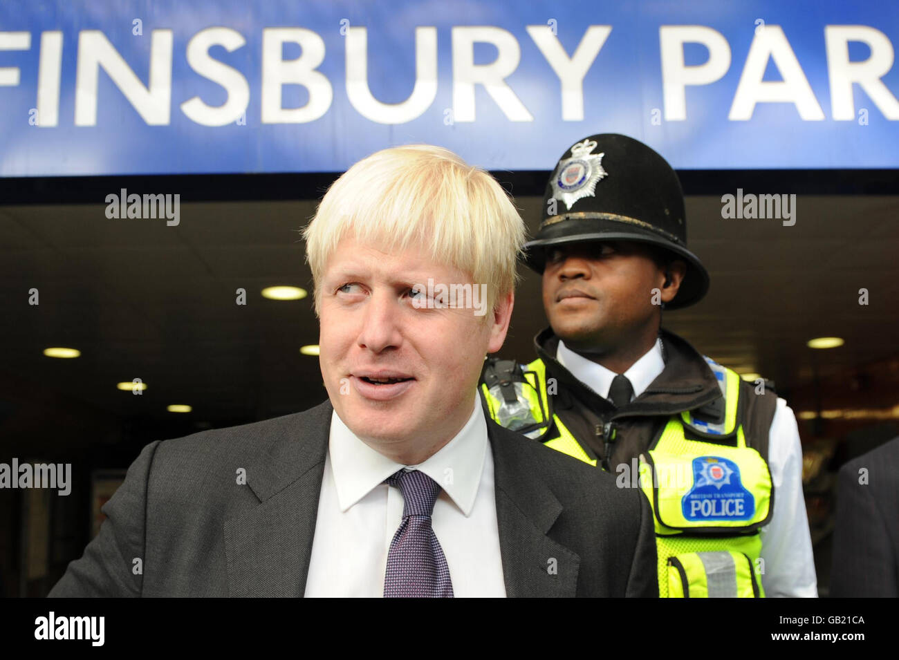 British Transport Police Neighbourhood Policing Teams Stock Photo - Alamy