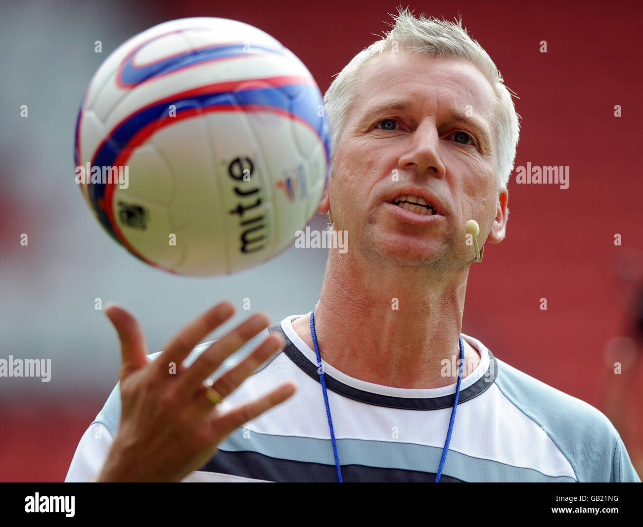 Soccer - Coca-Cola Football League Championship - Charlton Athletic ...