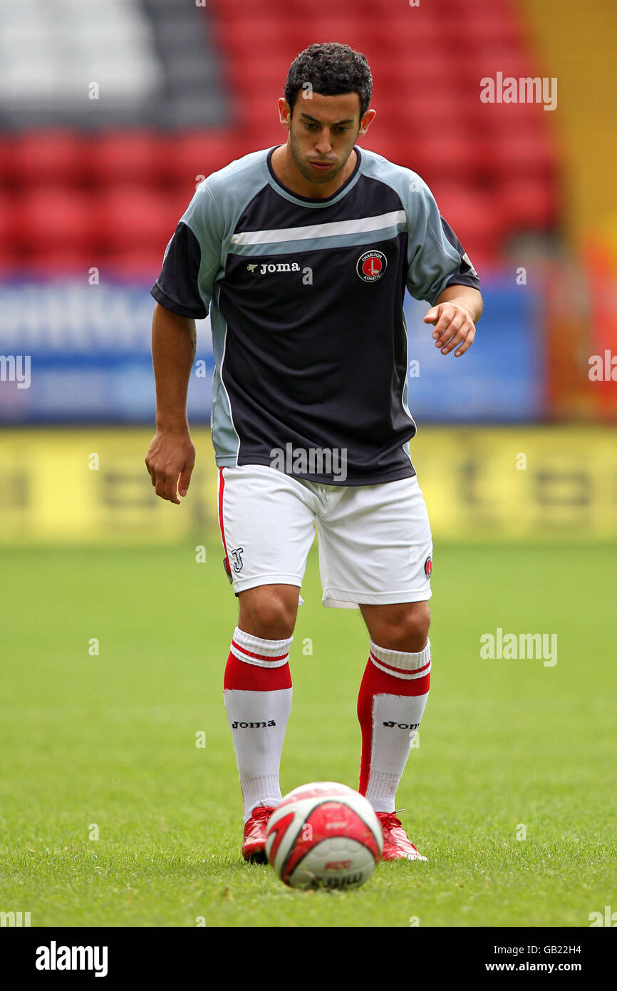 Charlton Athletic's Stuart Fleetwood during pre-match training Stock ...