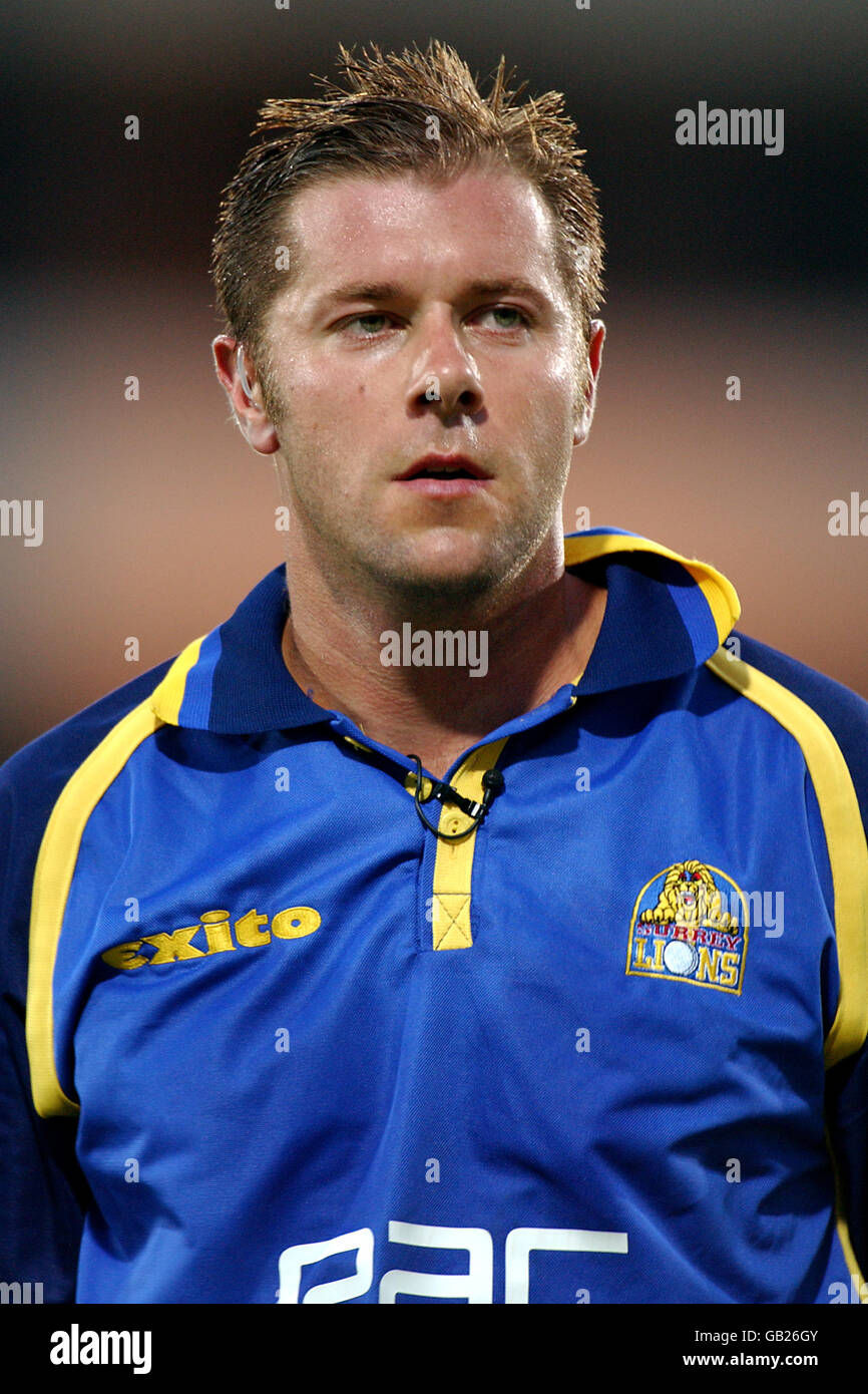 Surrey v warwickshire surreys ian ward hi-res stock photography and ...