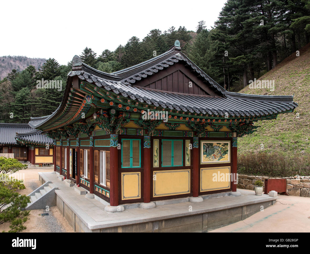 Sangwonsa temple hi-res stock photography and images - Alamy