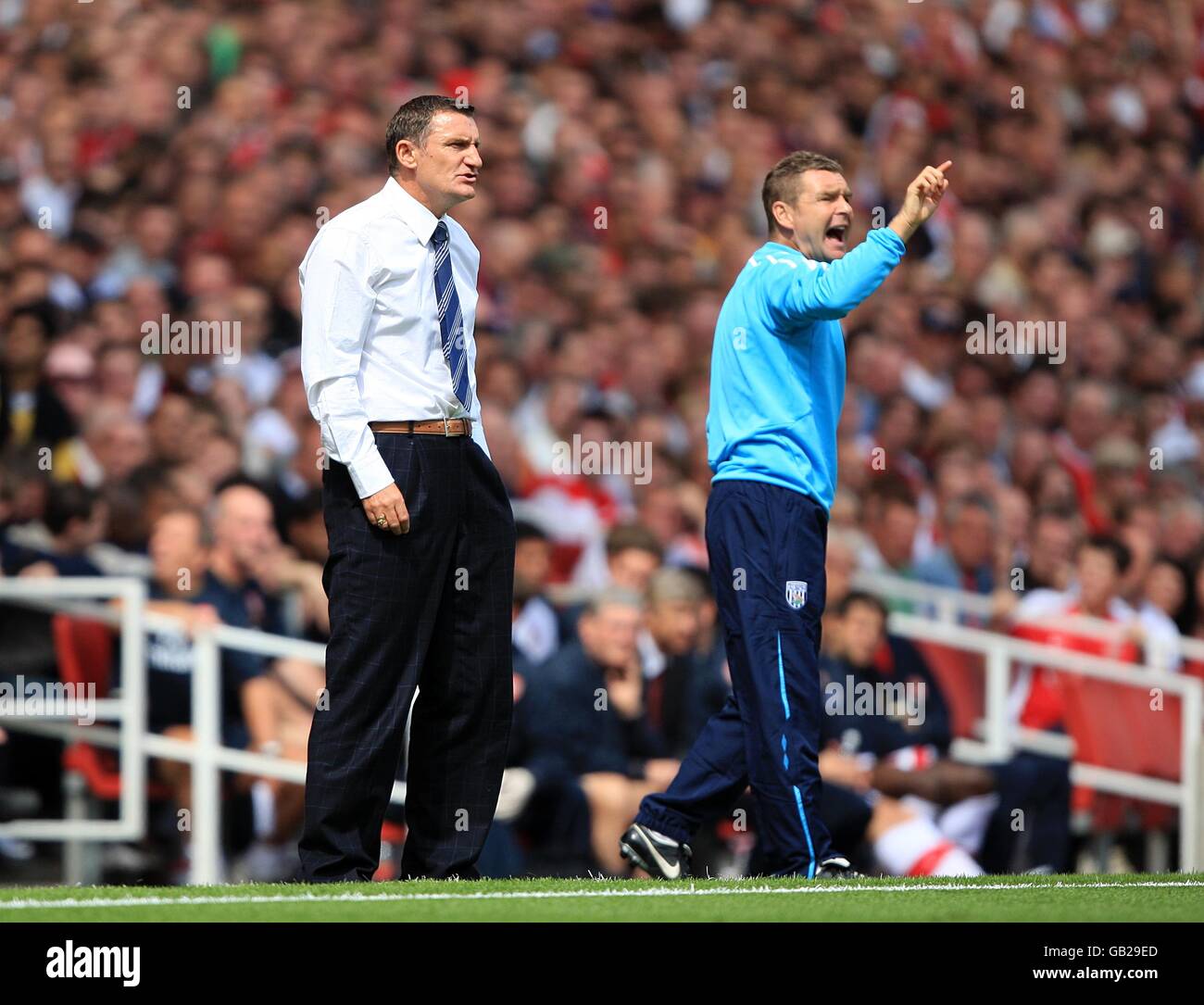 West Bromwich Albion manager Tony Mowbray (left) on the touchline with ...