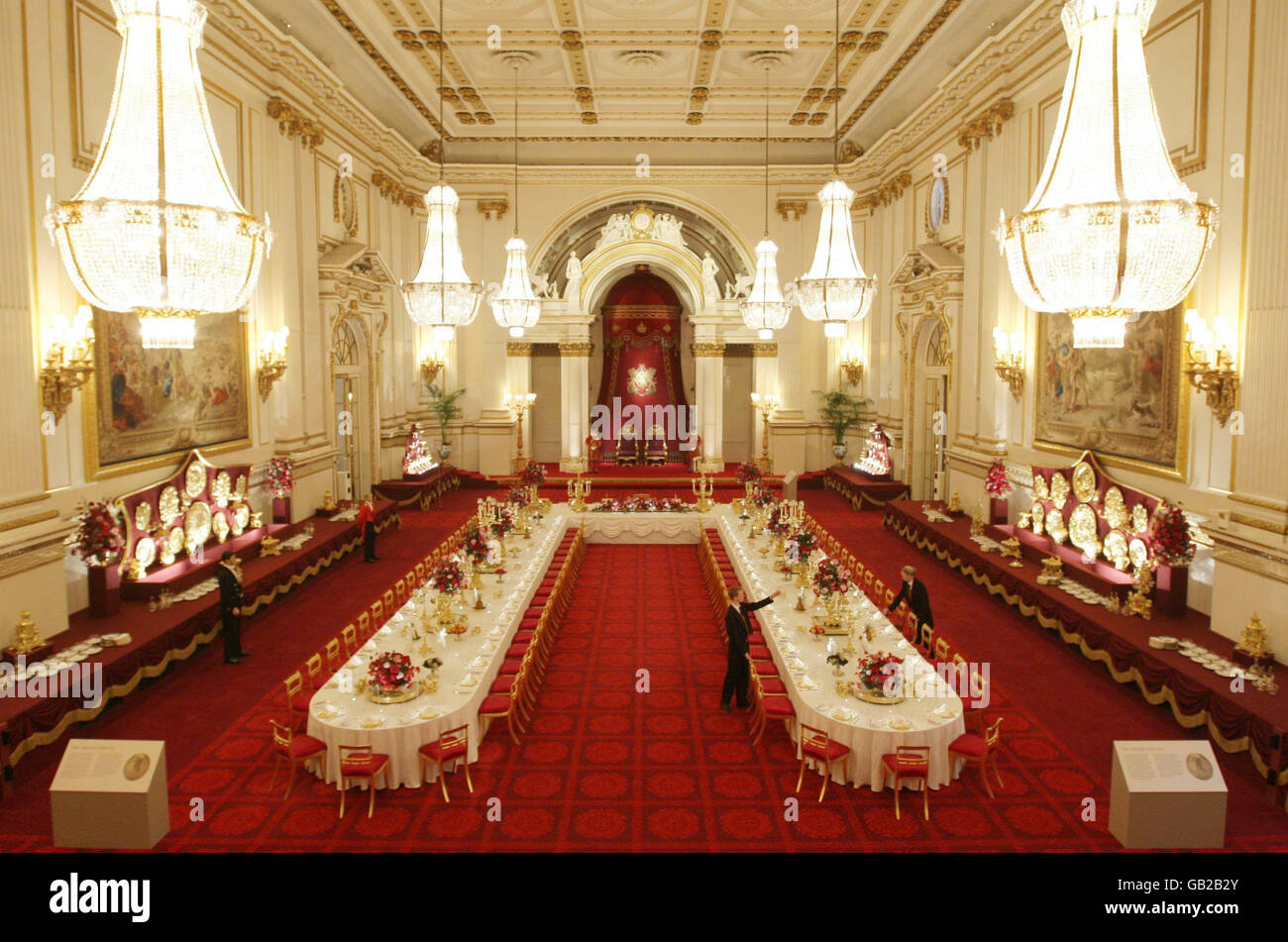 Buckingham palace interior hi-res stock photography and images - Alamy