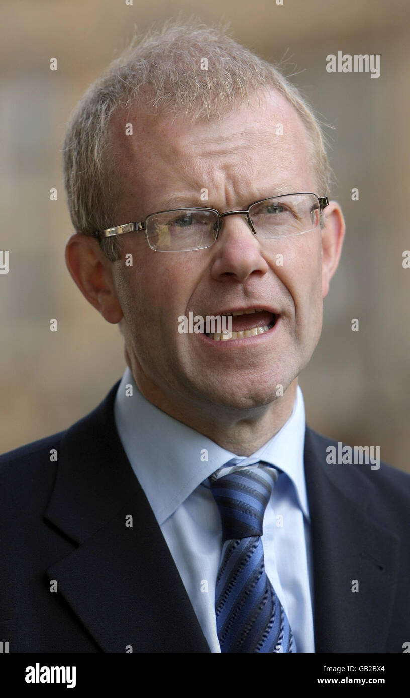 Scottish parliament stands hi-res stock photography and images - Alamy
