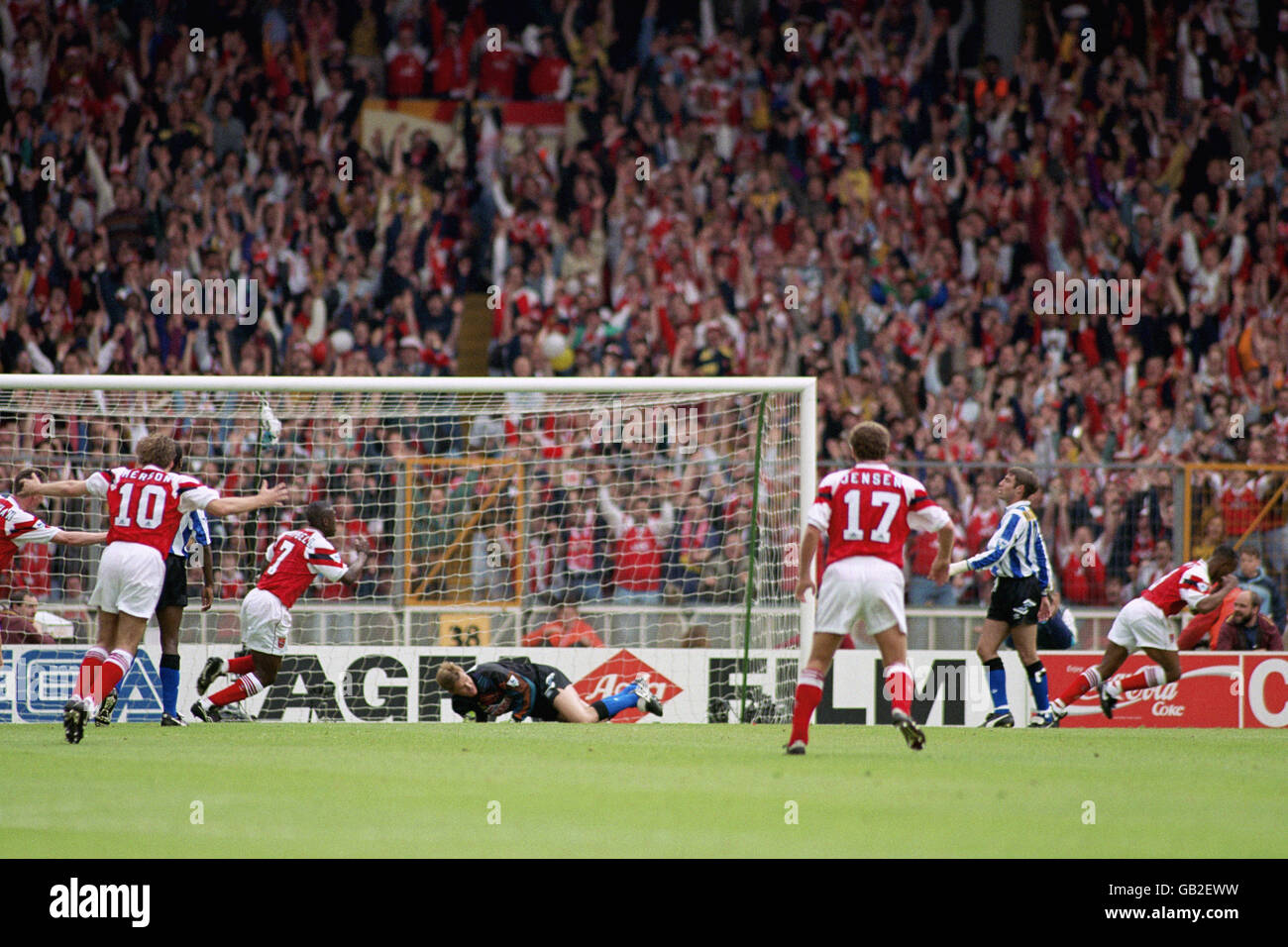 Soccer fa cup final arsenal v sheffield wednesday wembley stadium hi ...
