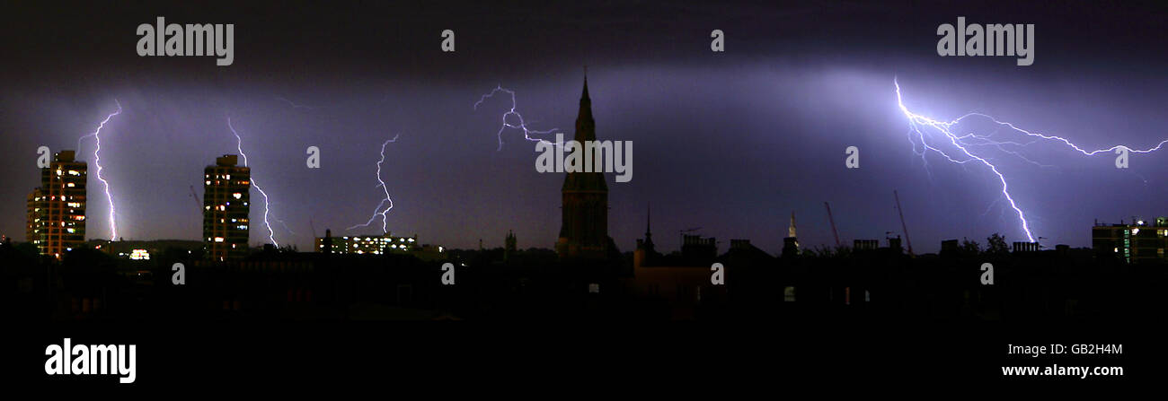 Lightning strikes church hi-res stock photography and images - Alamy