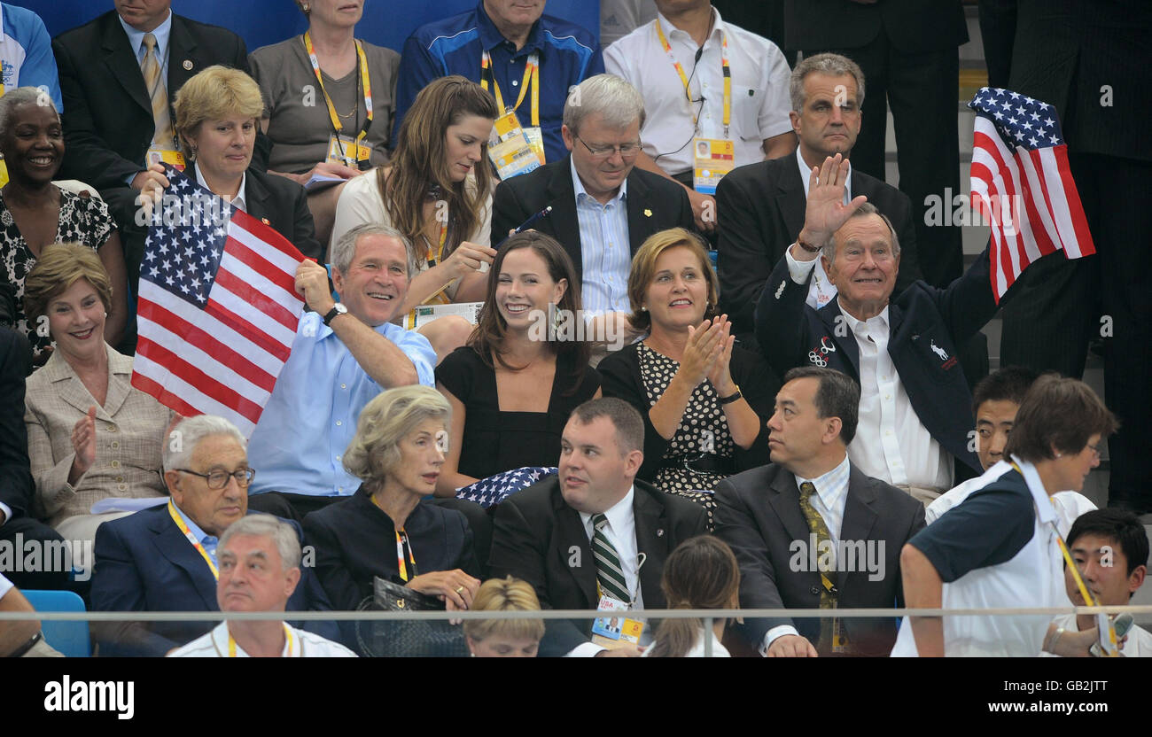 USA's President George Bush and family at Beijing's National Aquatic ...
