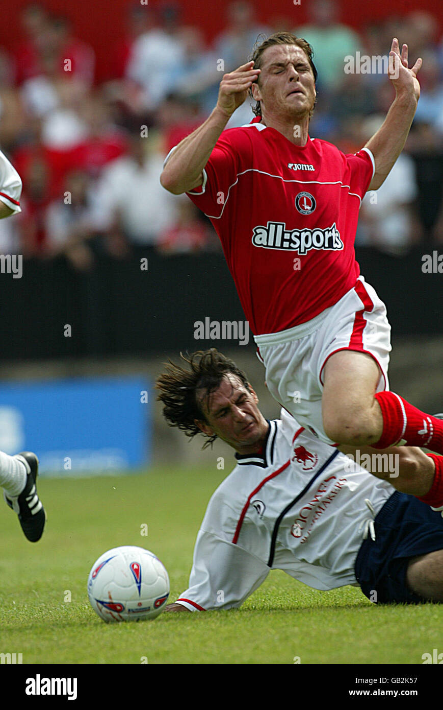 Charlton Athletic's Scott Parker in action against Welling United Stock ...