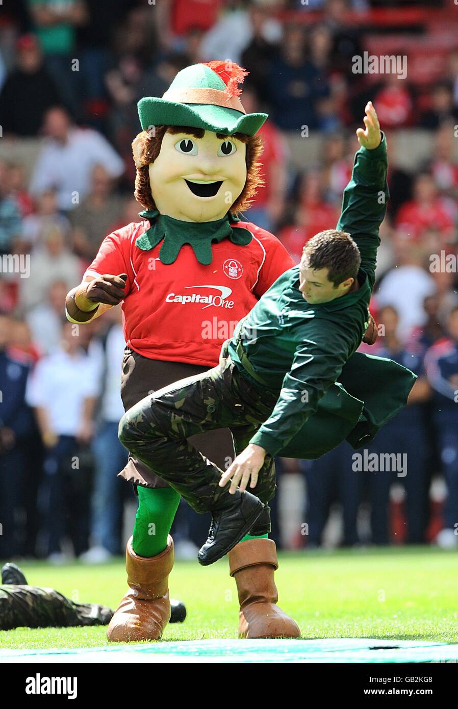 Nottingham forest mascot hi-res stock photography and images - Alamy