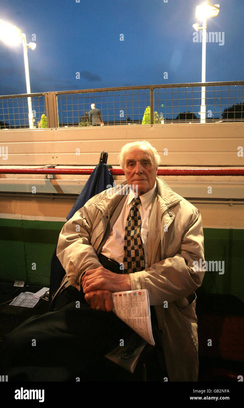 90 year old bookie Douglas Tyler, who has been coming to Walthamstow ...