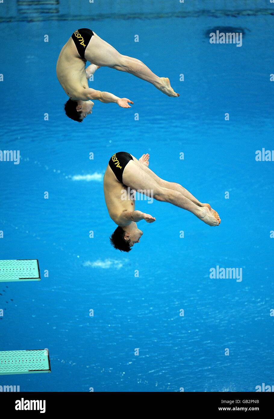 Australias robert newbery in action hi-res stock photography and images ...