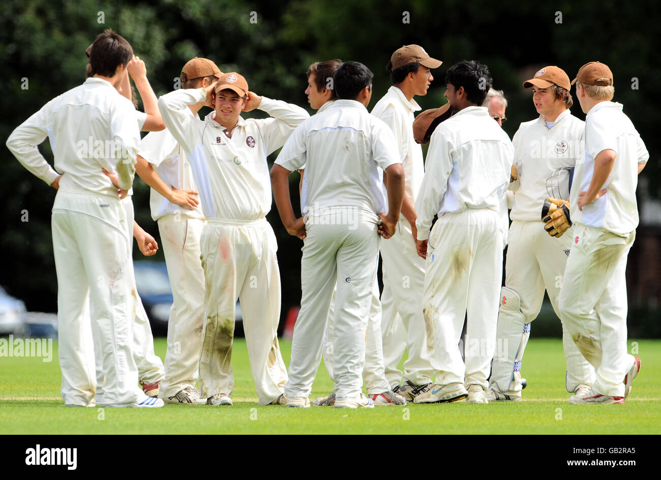 Cricket u17 under 17s seventeen seventeens hi-res stock photography and ...