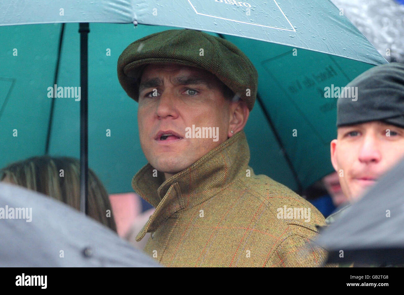 Vinnie jones watches his son hi-res stock photography and images - Alamy