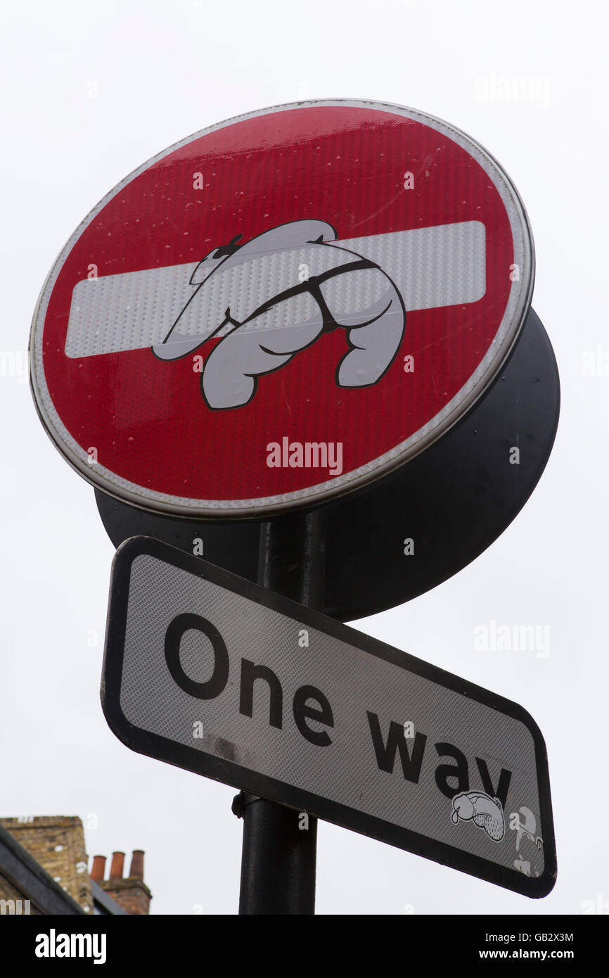One way street uk hi-res stock photography and images - Alamy