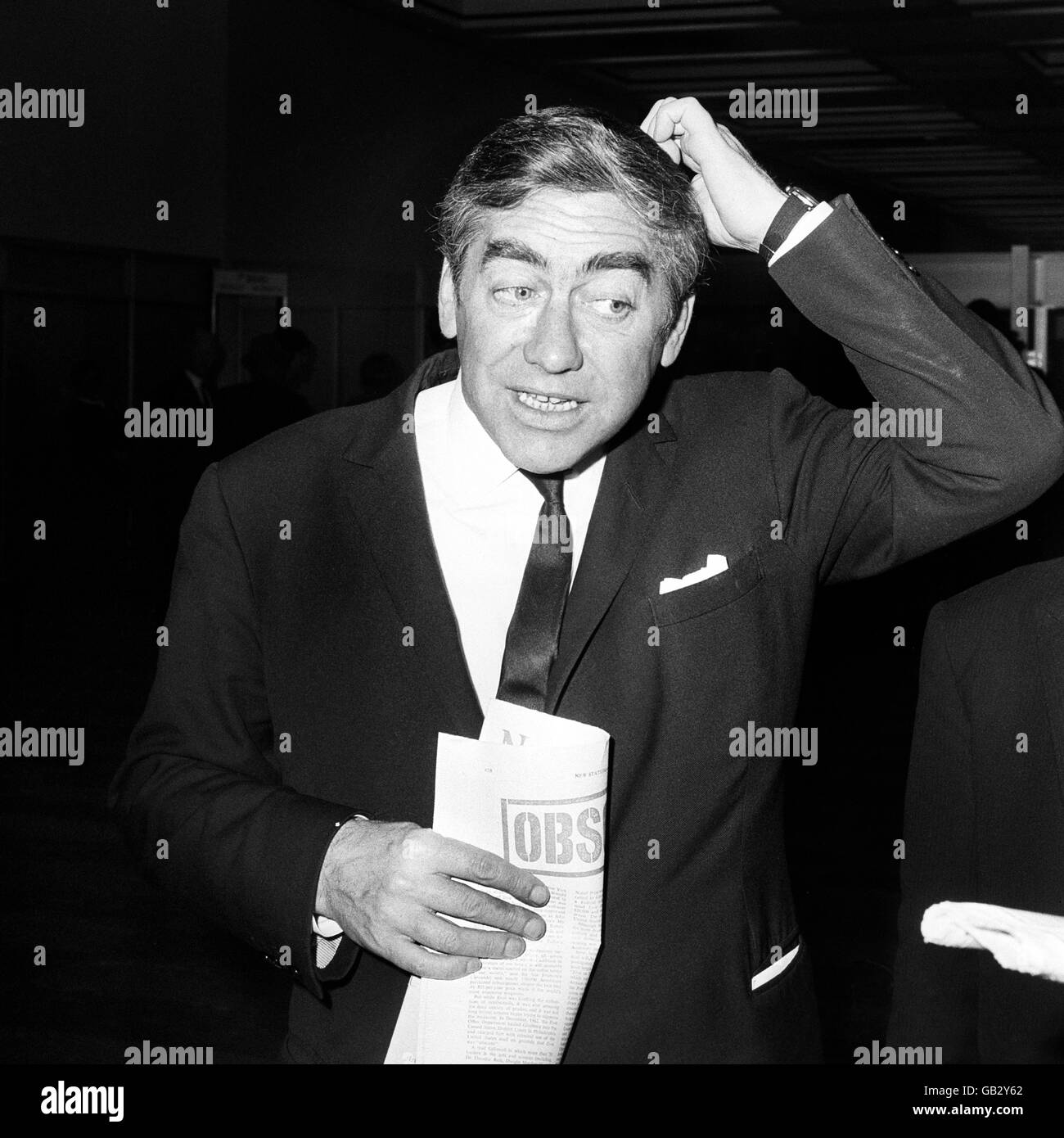 Travel seems to have its problems for comedian tony hancock hi-res ...