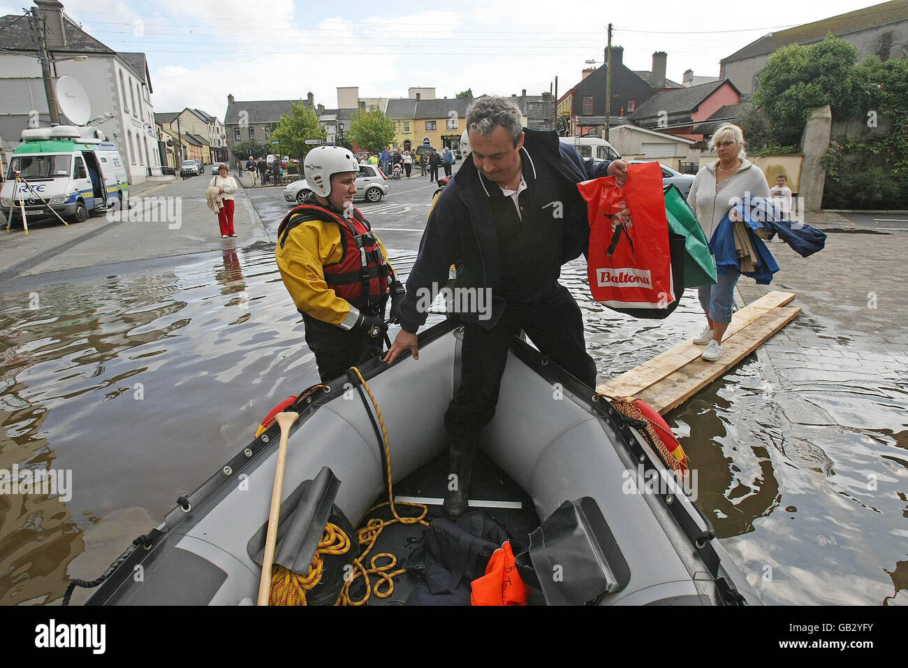 Severe floods in northern ireland hi-res stock photography and images ...