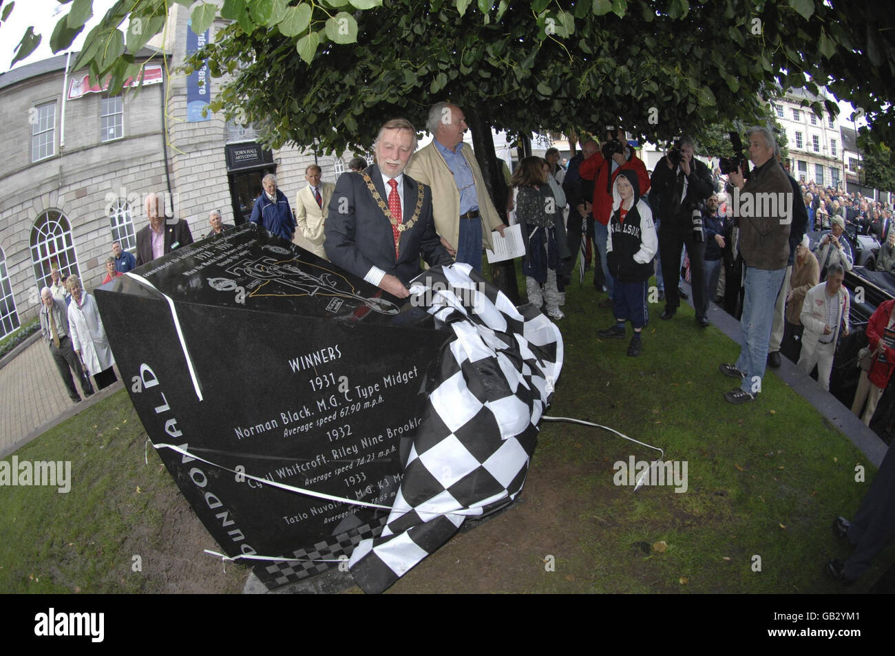 80 years after the first race was held hi-res stock photography and ...