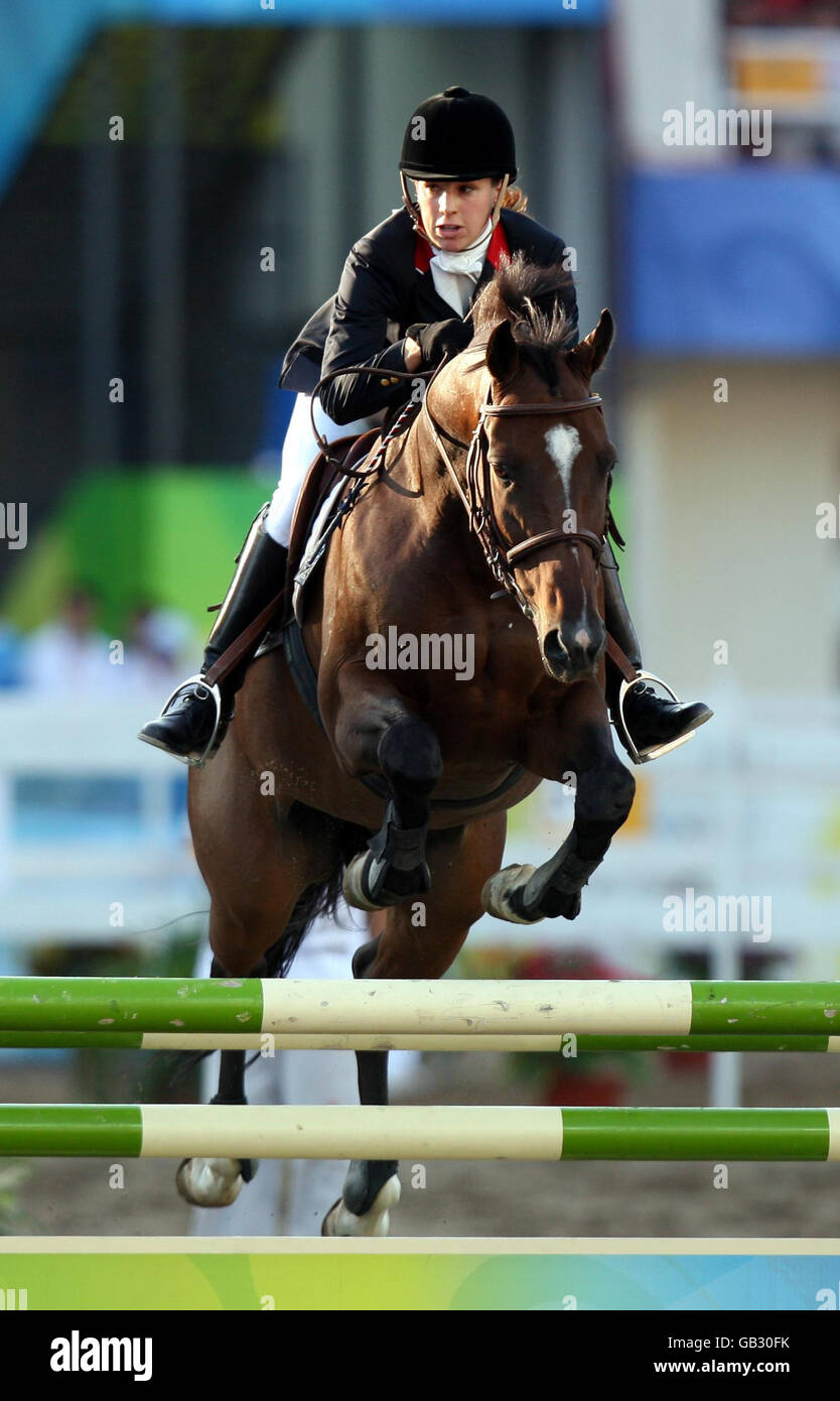 Showjumping olympics hi-res stock photography and images - Alamy