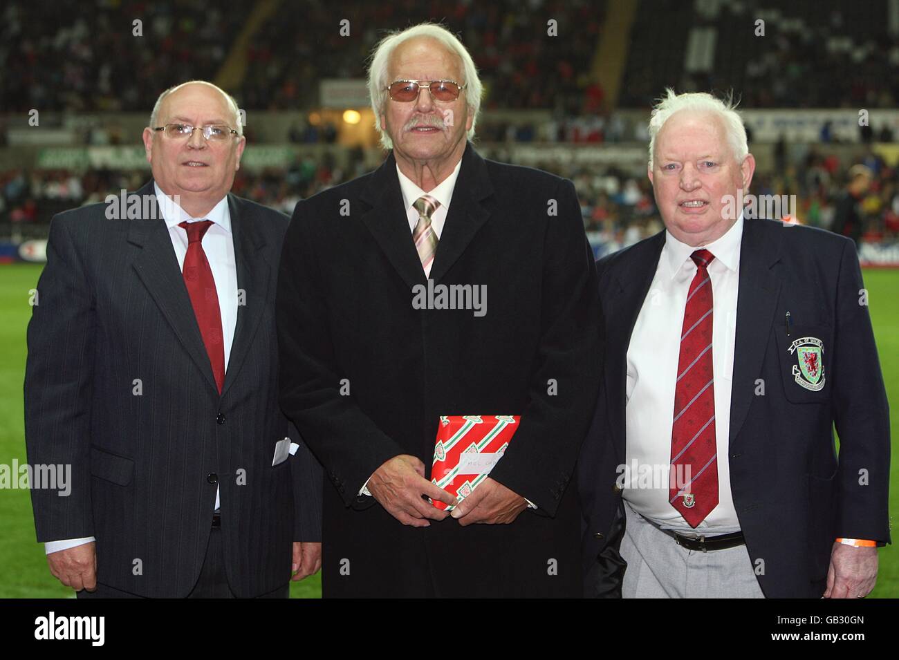 Mel charles centre hi-res stock photography and images - Alamy