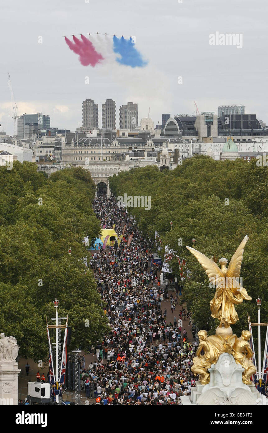 Olympic handover celebrations hi-res stock photography and images - Alamy