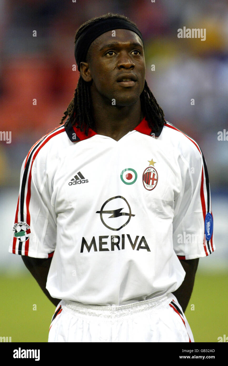 Soccer - Friendly - AC Milan v Barcelona Stock Photo - Alamy