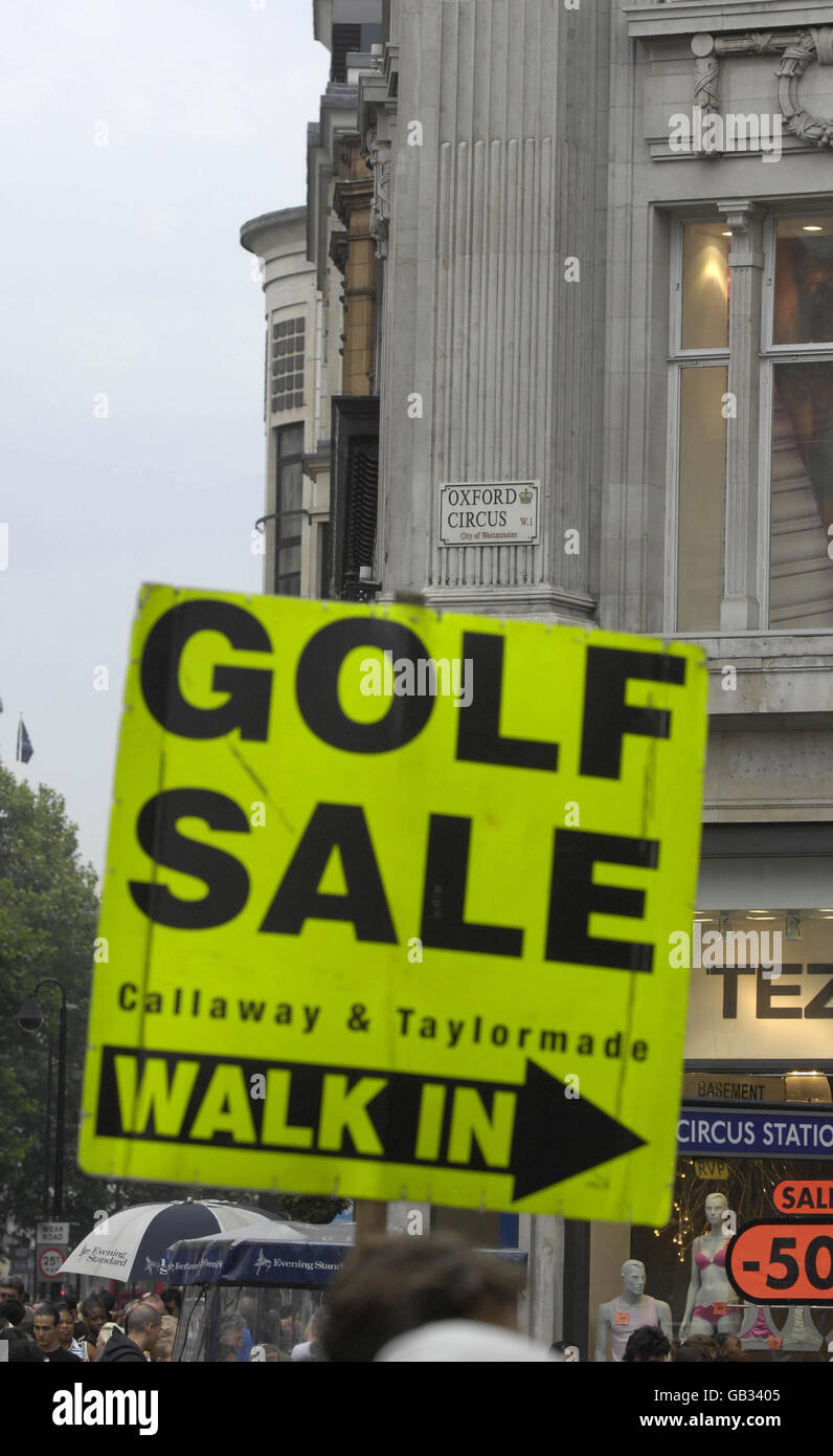 Oxford Street stores. A golf sale sign at Oxford Circus in London Stock ...
