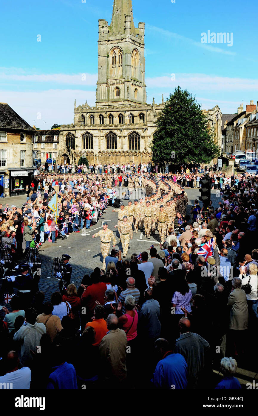 Raf regiment uniform hi-res stock photography and images - Alamy
