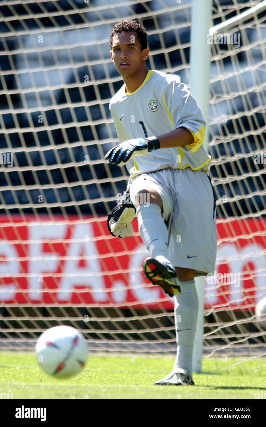 Brazil u17 football hi-res stock photography and images - Alamy