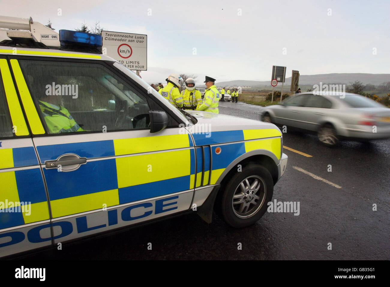 Police Service Northern Ireland Stock Photos & Police Service Northern ...
