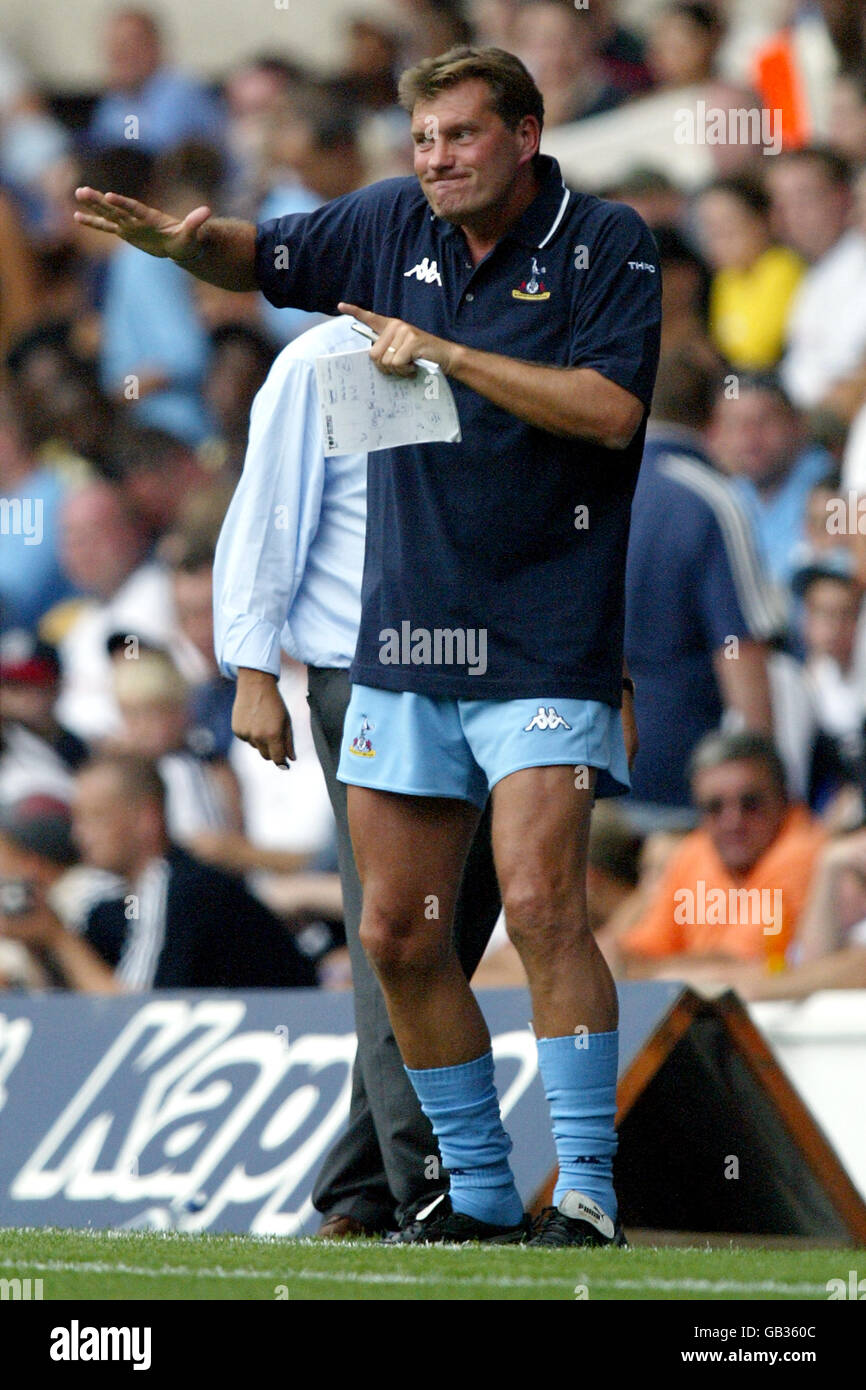 Glenn hoddle tottenham hi-res stock photography and images - Alamy