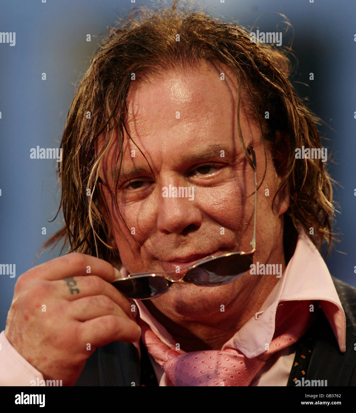 Mickey rourke at the premiere of the film the wrestler hi-res stock ...