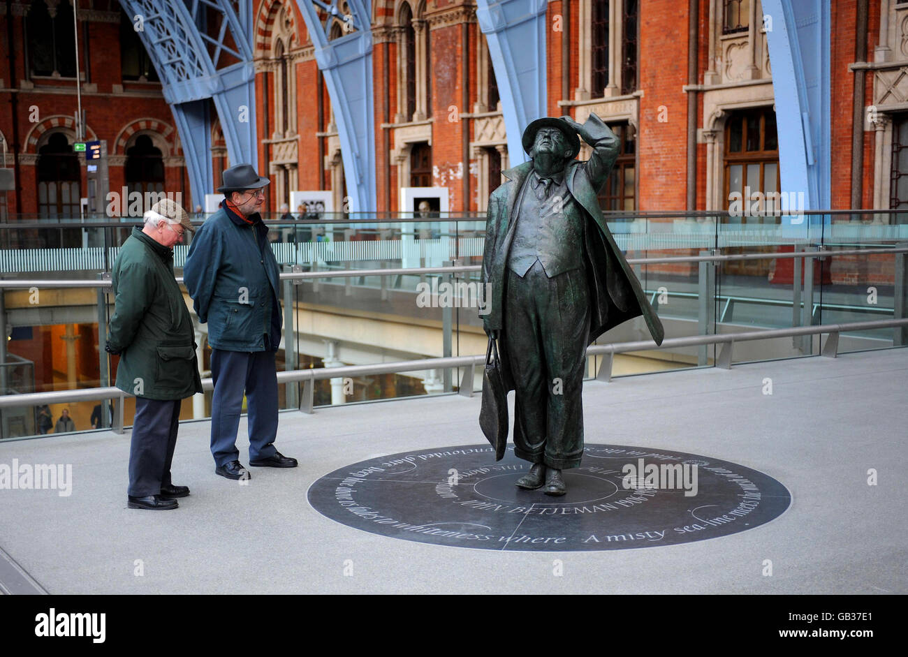 Londons memorials hi-res stock photography and images - Alamy