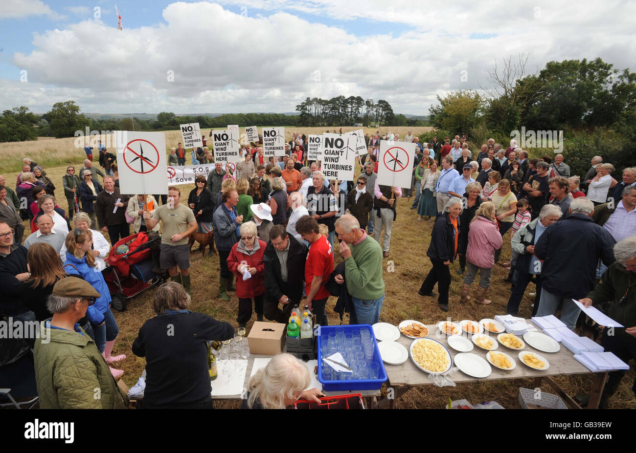 Wind turbine protesters Stock Photo - Alamy