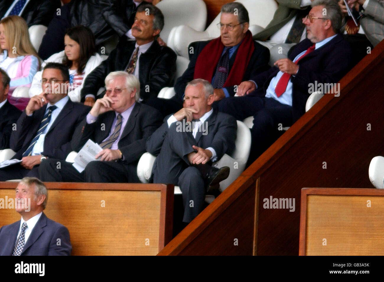 Soccer prof hi-res stock photography and images - Alamy