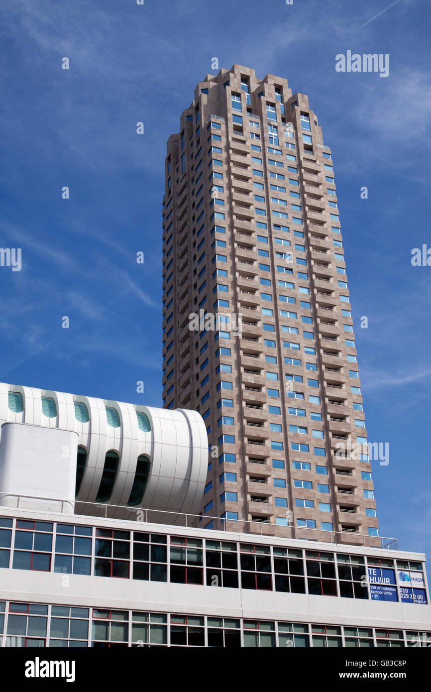 Modern architecture in Rotterdam Stock Photo - Alamy