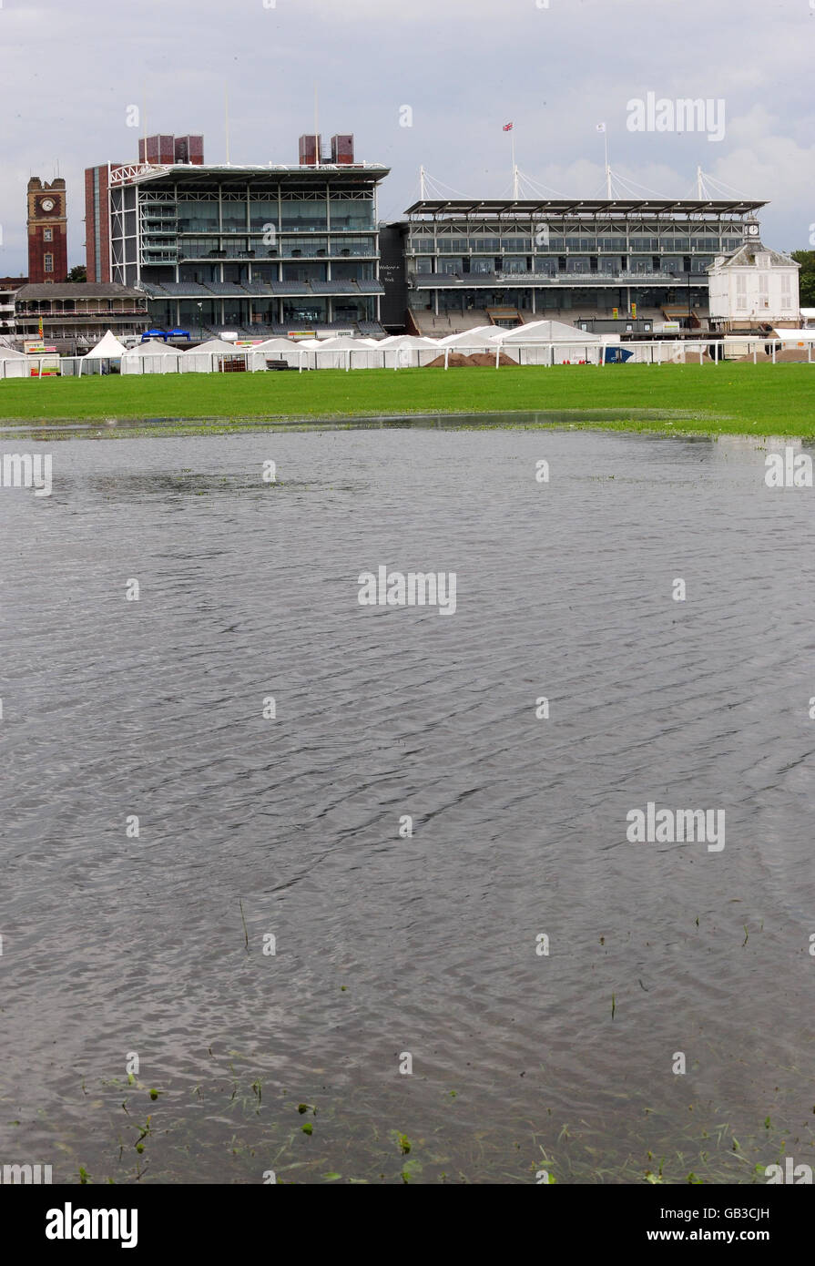York ebor race meeting hi-res stock photography and images - Alamy