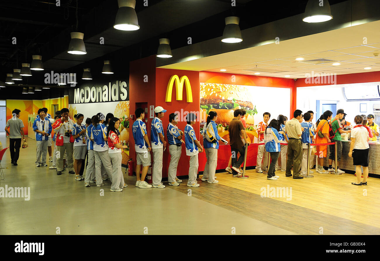 Mcdonalds in beijing hi-res stock photography and images - Alamy