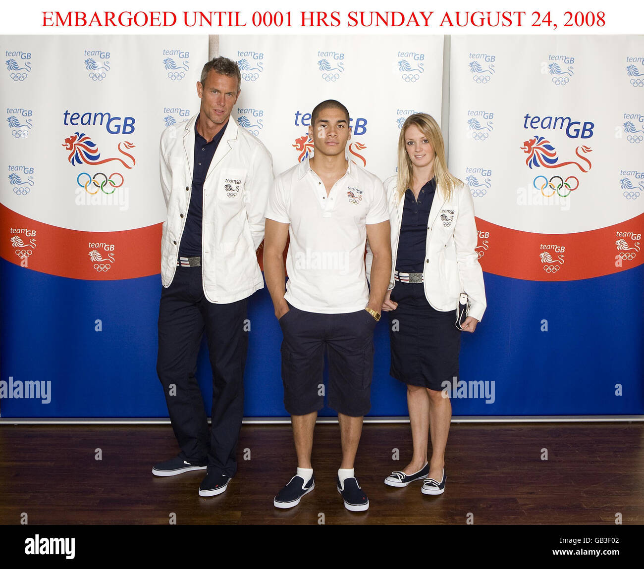 Olympics - Closing Ceremony Parade Wear - Century Club Stock Photo - Alamy