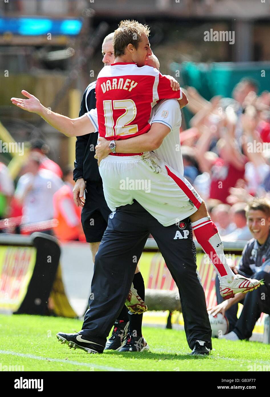 Charlton Athletic's Luke Varney celebrates with manager Alan Pardew ...