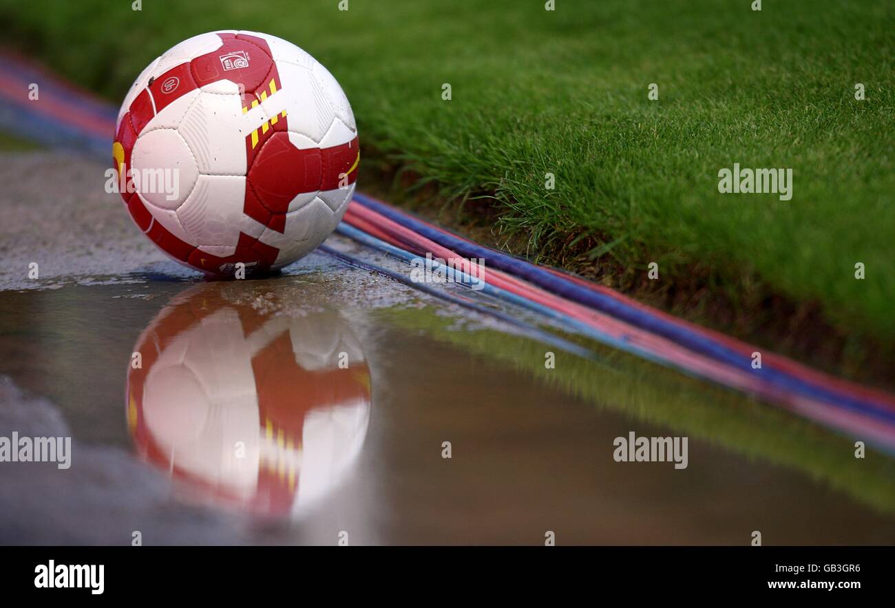 Football soccer puddle reflection hi-res stock photography and images ...