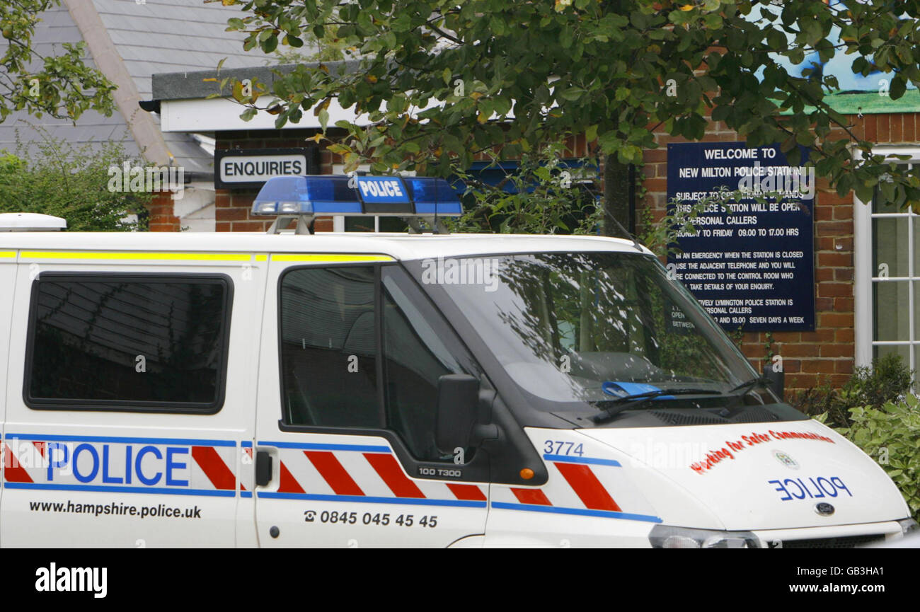 New milton police station in hampshire hi-res stock photography and ...