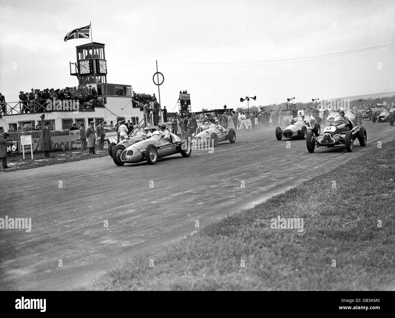 Grid start flag hi-res stock photography and images - Alamy