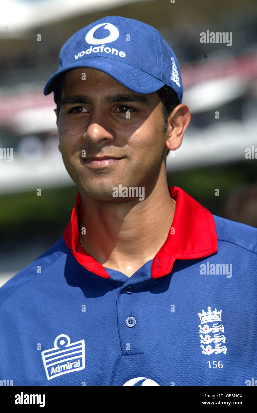 Cricket - One Day NatWest Series FInal - England v South Africa. Vikram ...